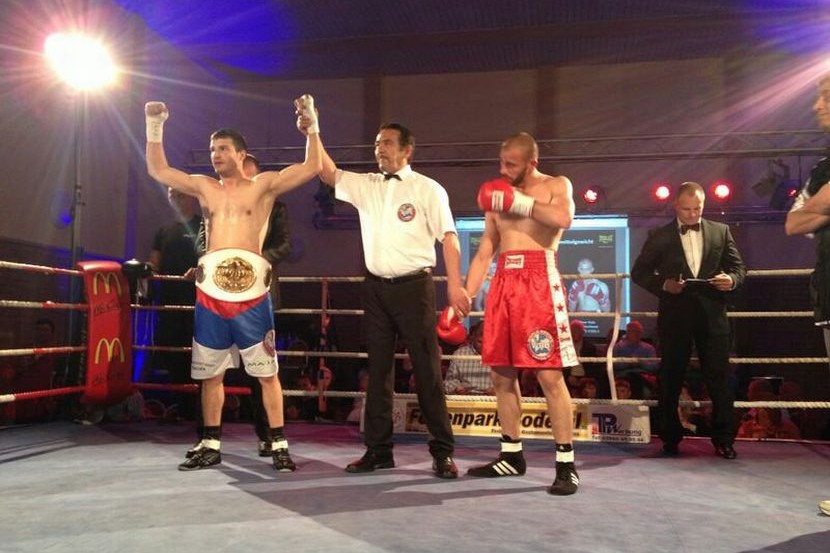 Predrag Kovačević svetski šampion u WBU verziji - Loznica Info