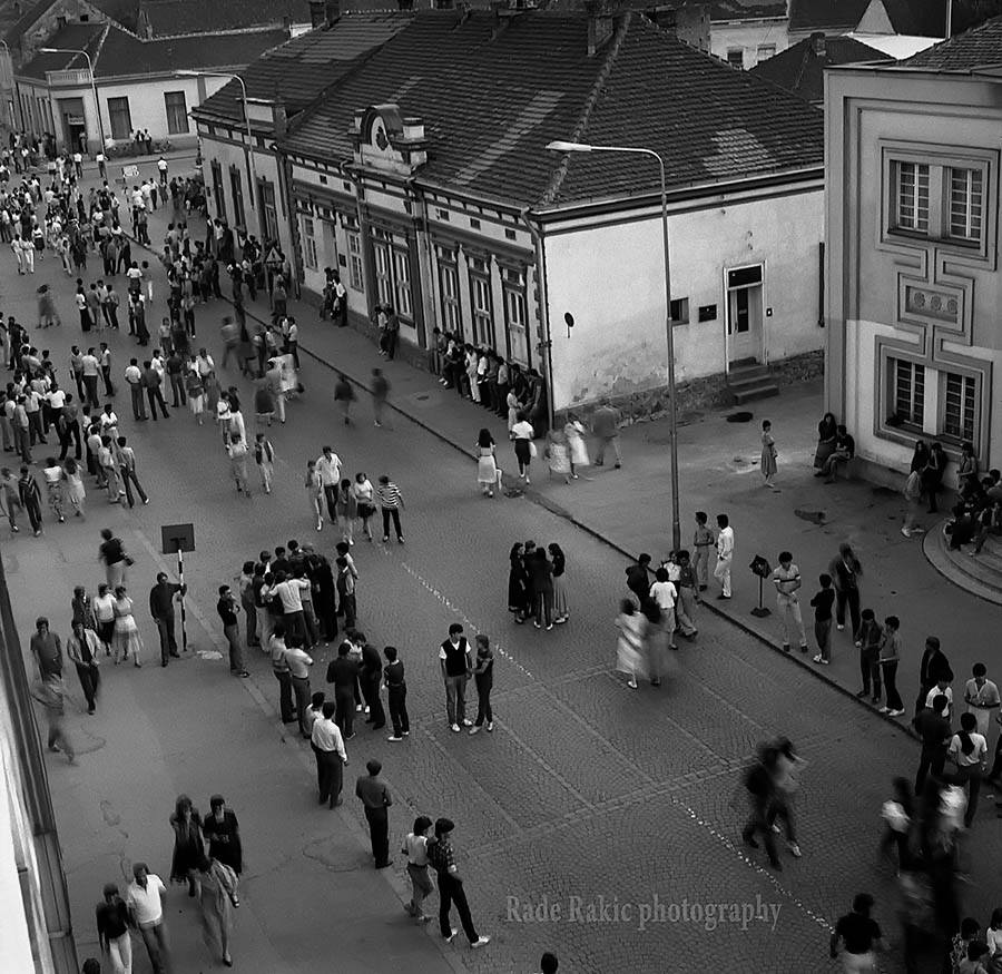 Stara fotografija oživela sećanje na loznički korzo - Loznica Info