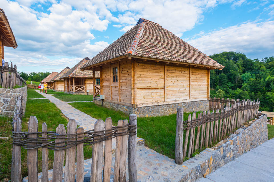 Etno selo "Azbuka" Tršić - Loznica Info
