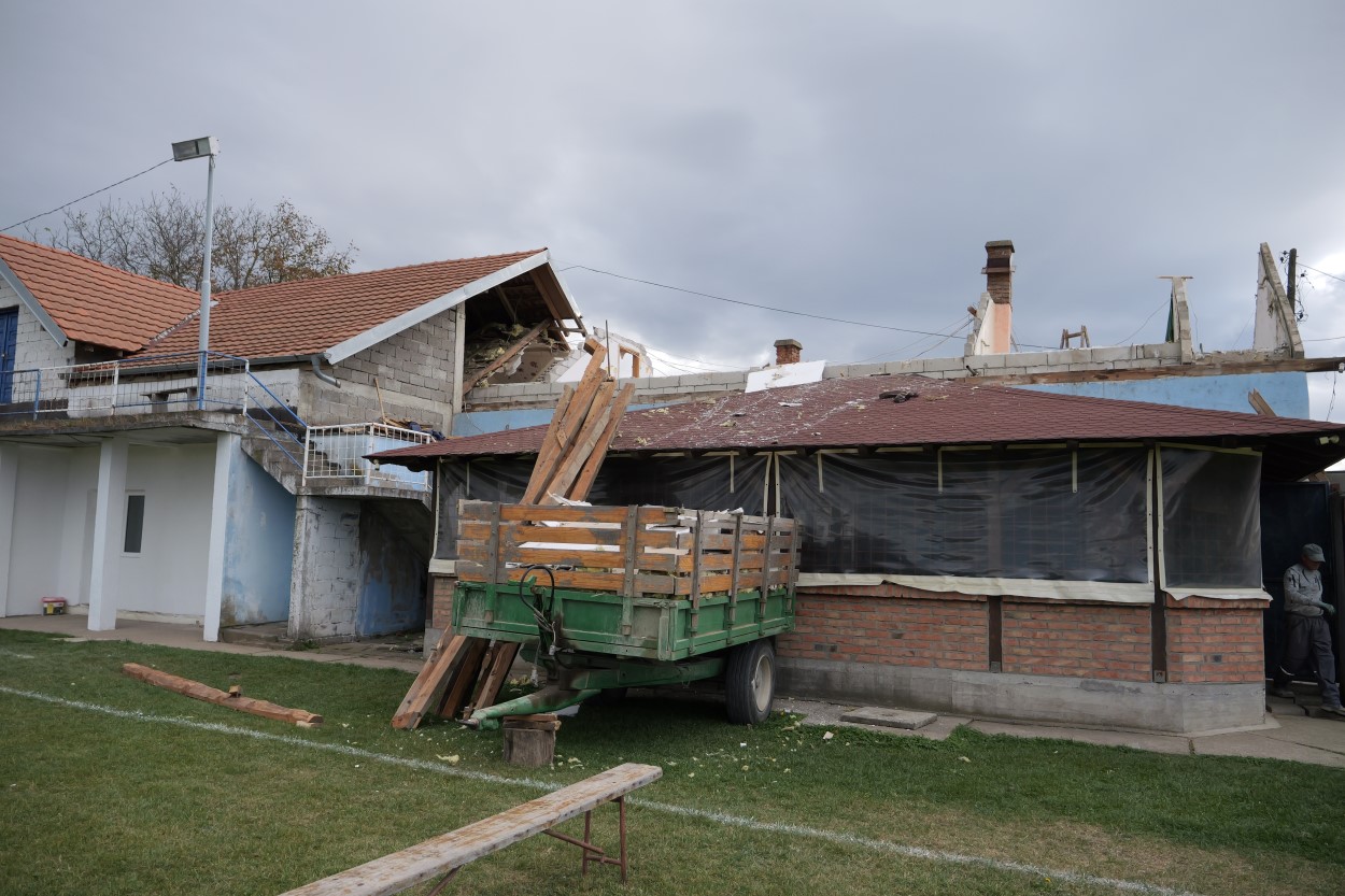 Rekonstrukcija doma kulture u L.Polju (video) - Loznica Info